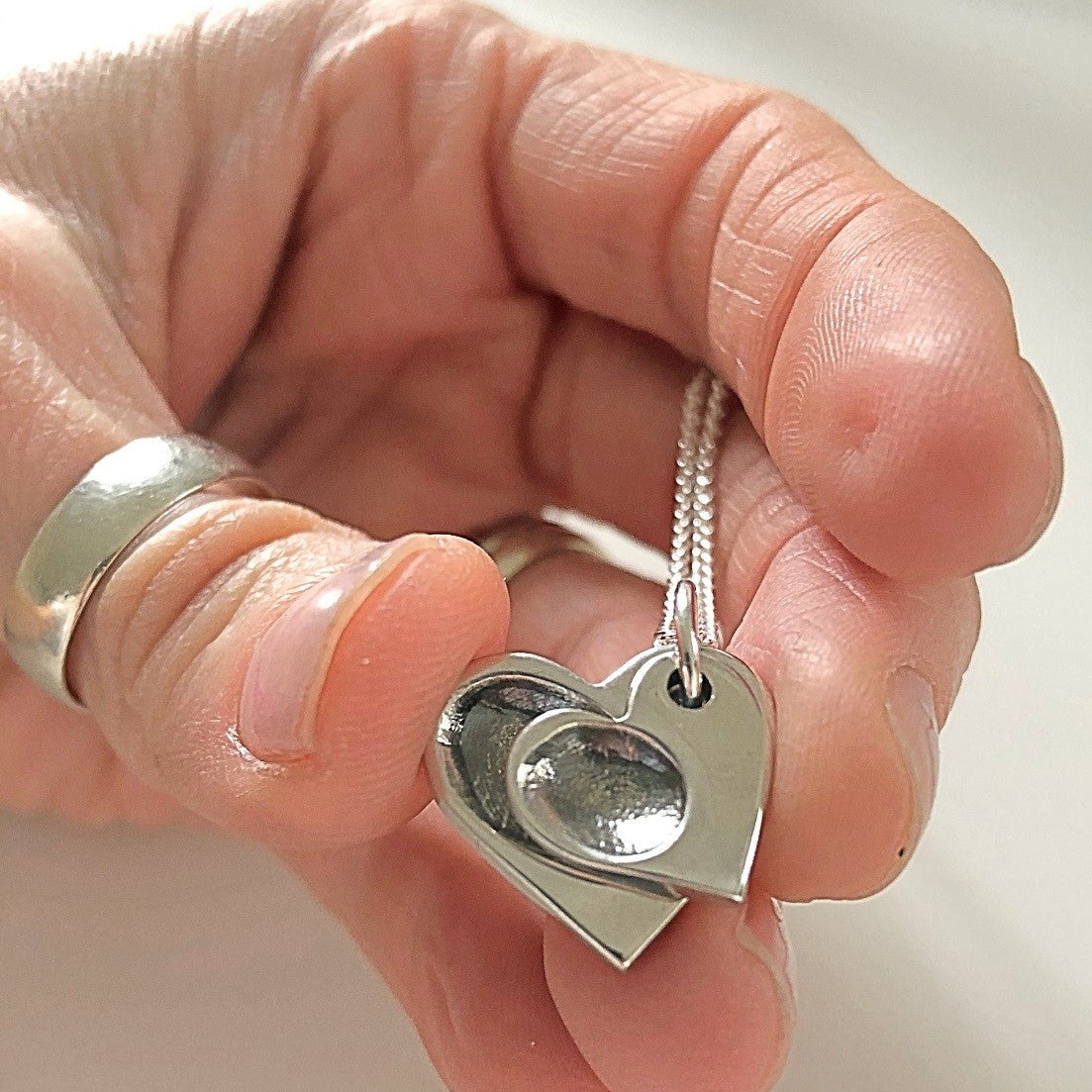 An Expert Guide to Keeping Silver Shining – Little Fingers 'n' Toes